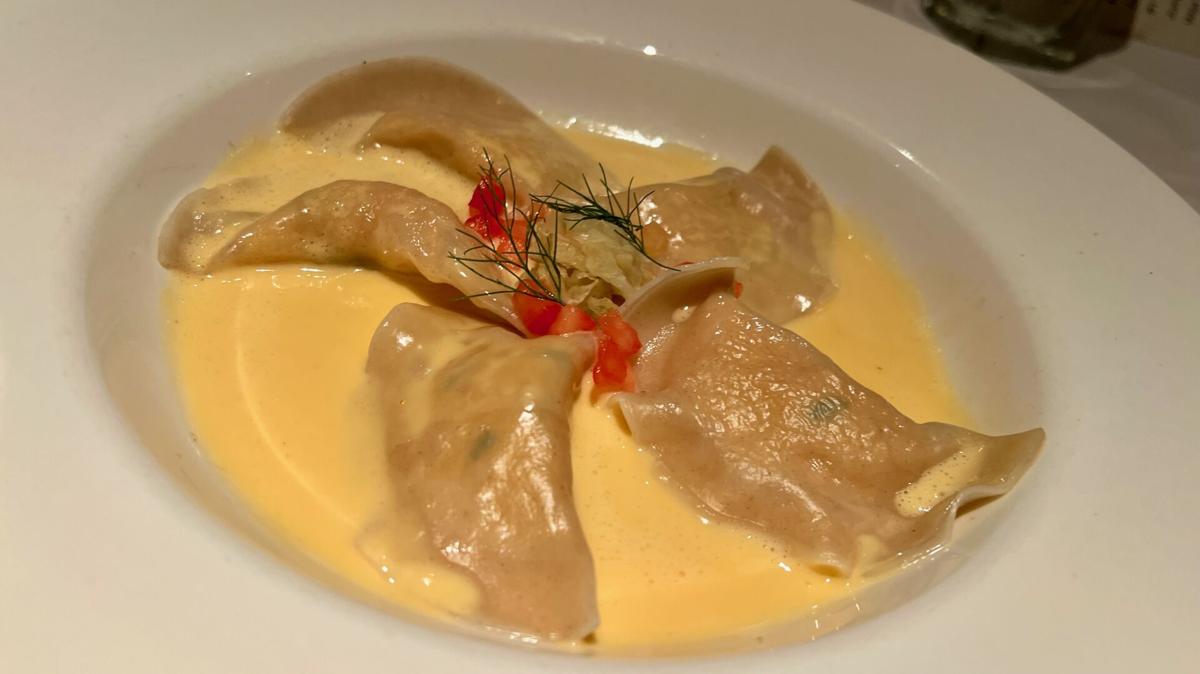 GW Fins restaurant serves modern seafood in New Orleans | Where NOLA ...