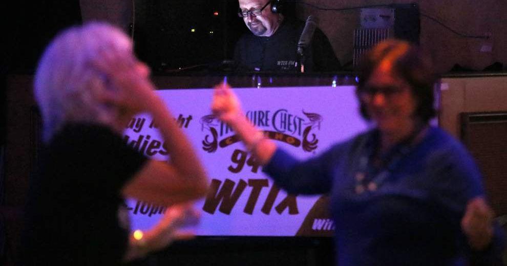 WTIX radio station hosts oldies night, described as the 'soundtrack of ...