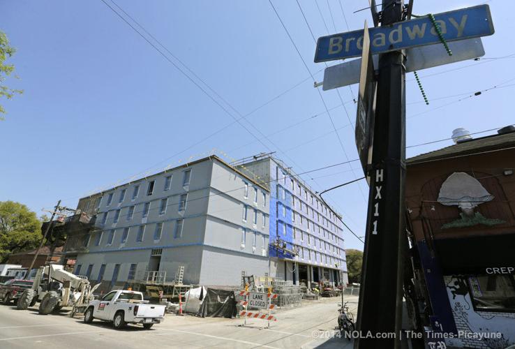 Donor's gift to Tulane honors wife, resolves spelling dispute ...
