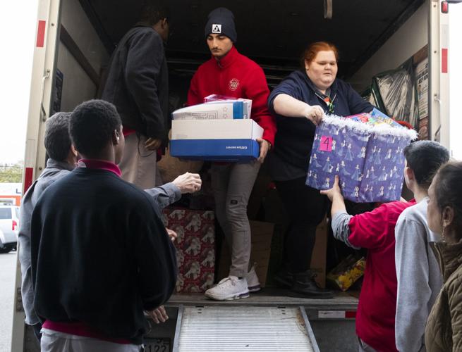 Hundreds mobilize for Children's Hospital Toy Drive in massive one-day ...