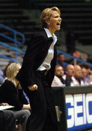 Tulane women's coach Lisa Stockton nears 500 wins with many special ...