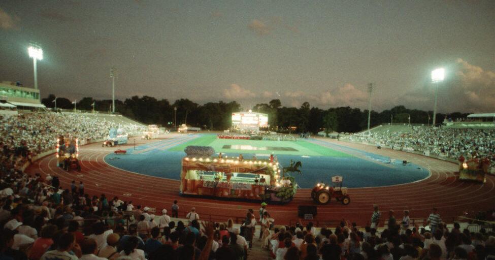 1992 U.S. Olympic Track and Field Trials at Tad Gormley Stadium ...