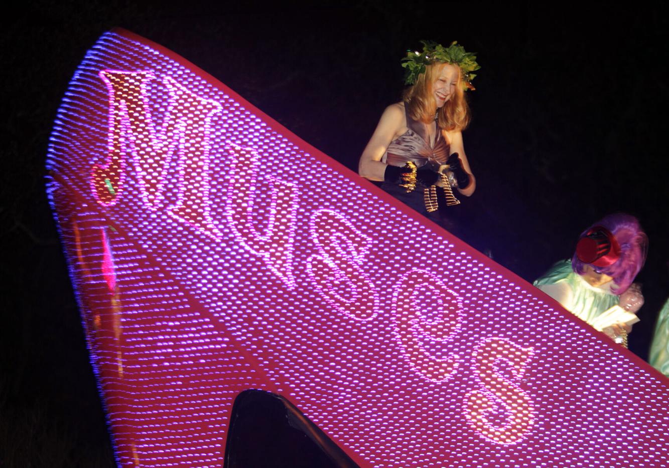 The 25th anniversary of the Krewe of Muses Mardi Gras parade | Mardi ...