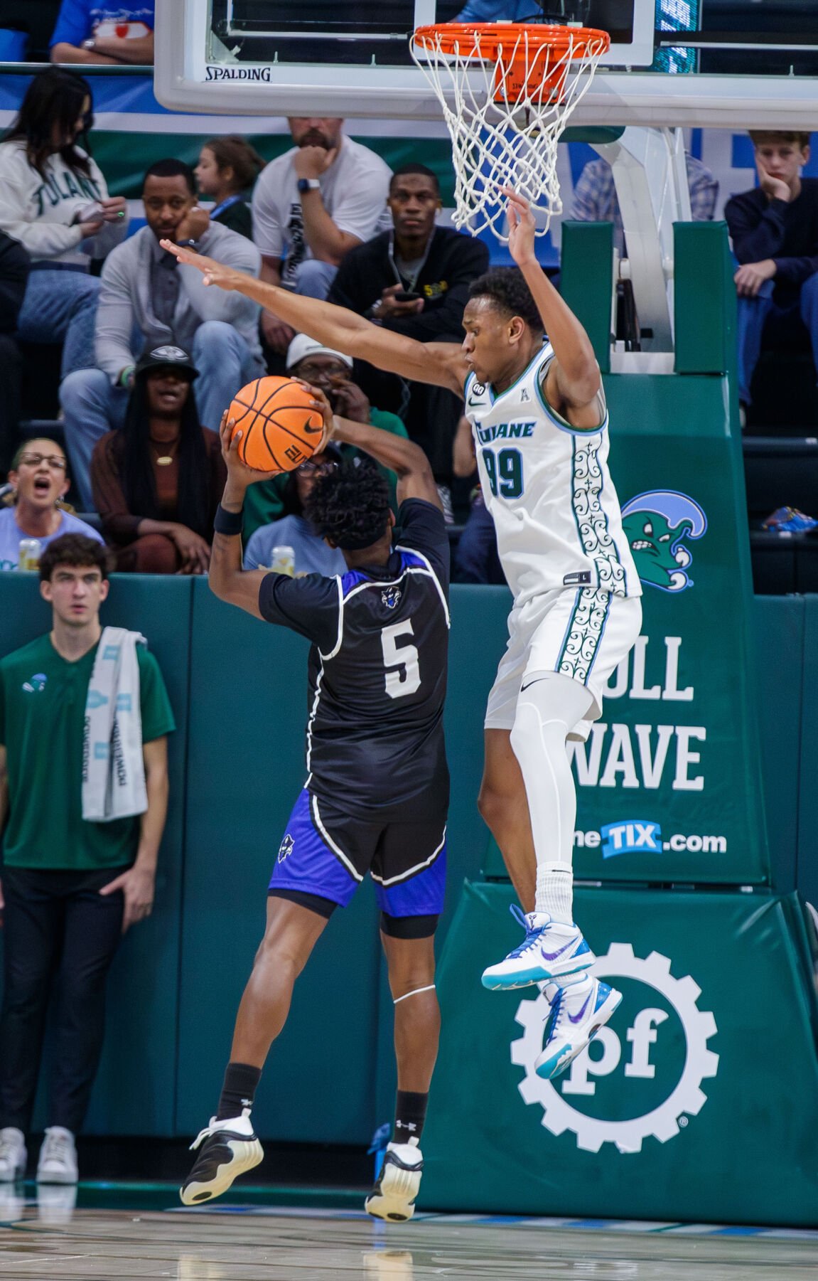 Tulane men's hoops caps tough week with another home loss | Tulane ...