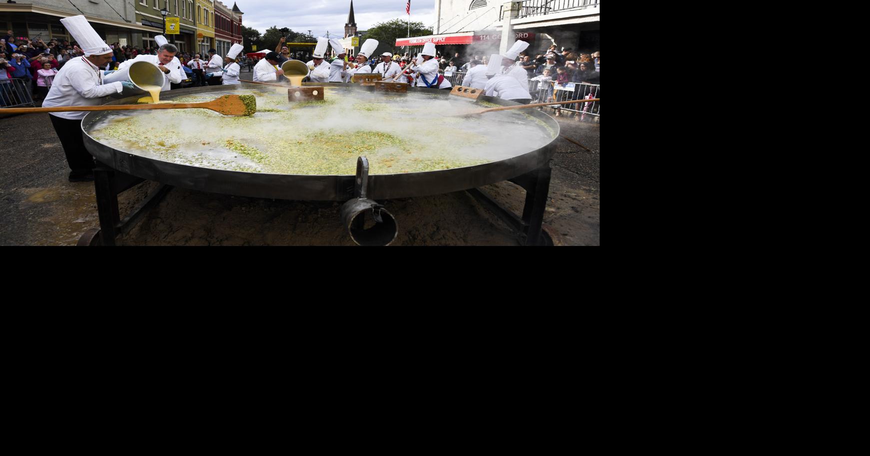 Photos: 5,034 eggs, one omelette at Abbeville Giant Omelette ...