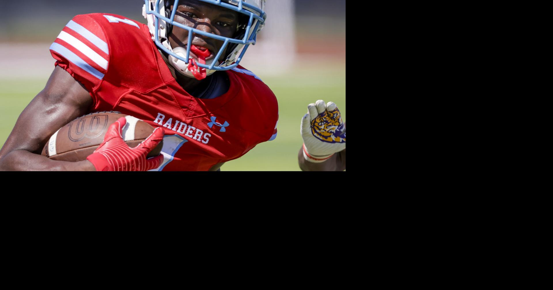 Photos: Archbishop Rummel takes down Holy Cross 14-7 at Joe Yenni ...