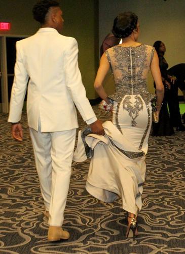 Prom 2016 in New Orleans: 10 photos of great dresses with trains ...