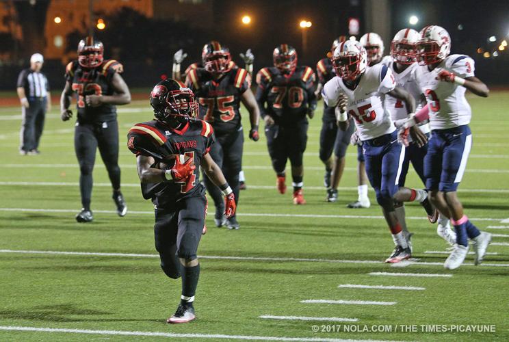 Lake Area vs. Helen Cox at West Jefferson Stadium: photo gallery ...