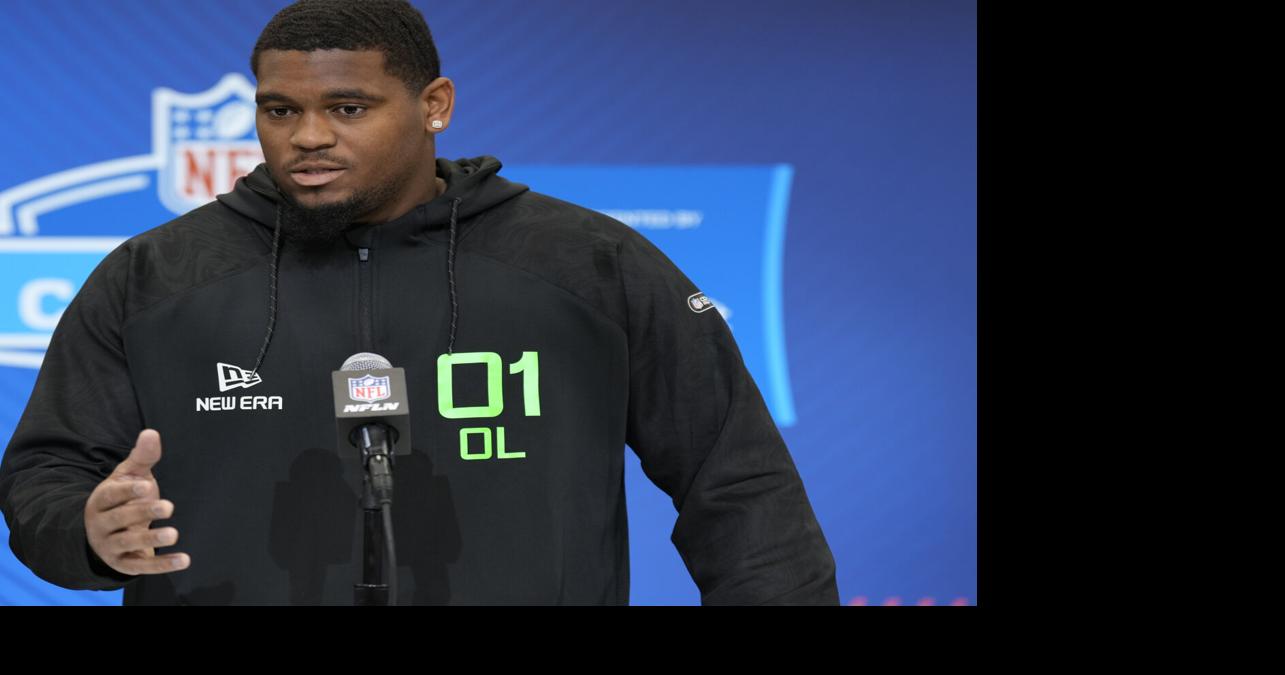 Kelvin Banks Jr. emotional after getting drafted by Saints | Saints ...