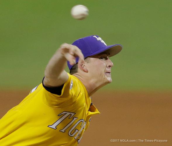 LSU advances to Super Regional behind Eric Walker in shutout of Rice ...