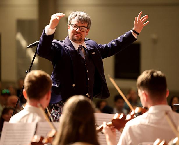 A fiddling orchestra spread Scottish music, culture and friendship in ...