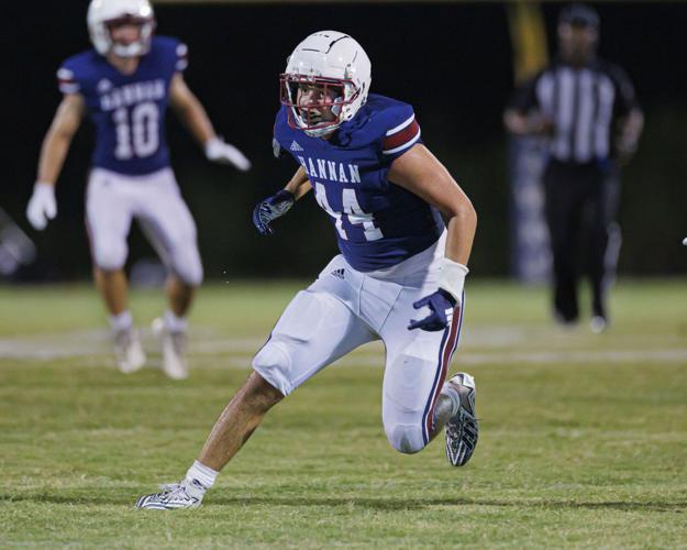 Hannan football seniors ready to lead bounce-back season | St. Tammany ...
