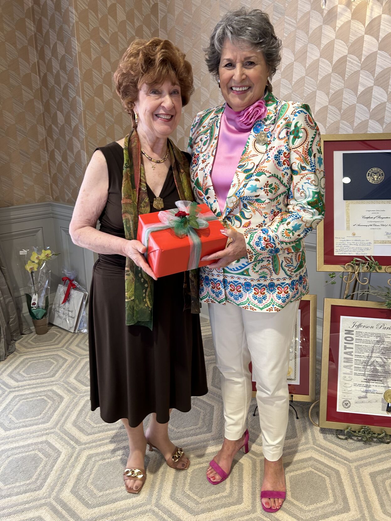 Elenian Club installs officers, honors member | Crescent City community ...