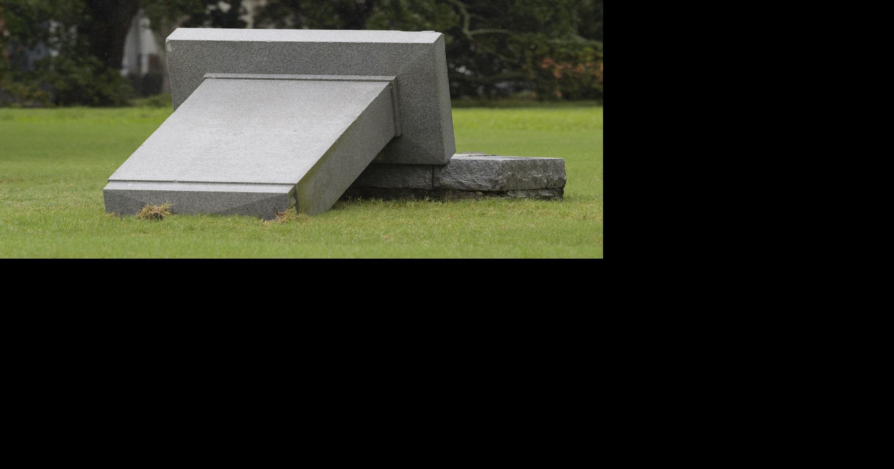 A toppled Confederate monument is removed - but not by New Orleans ...