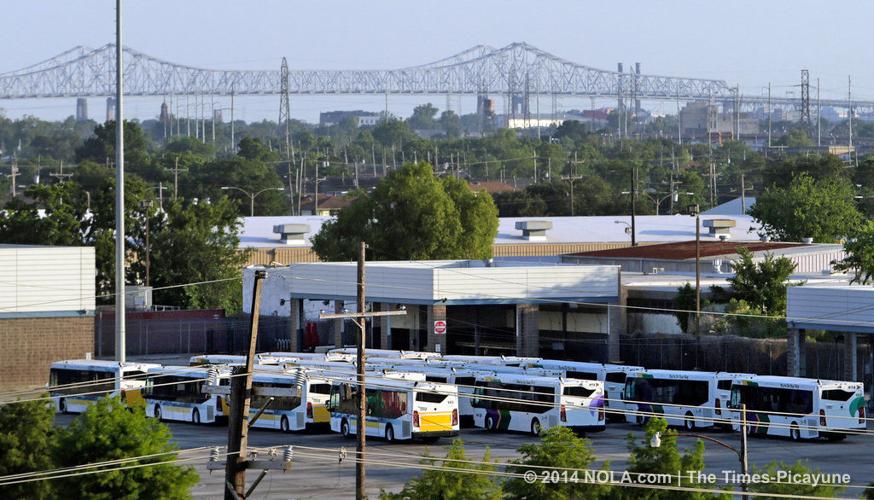 Which New Orleans RTA bus lines, streetcar schedules most need fixing ...