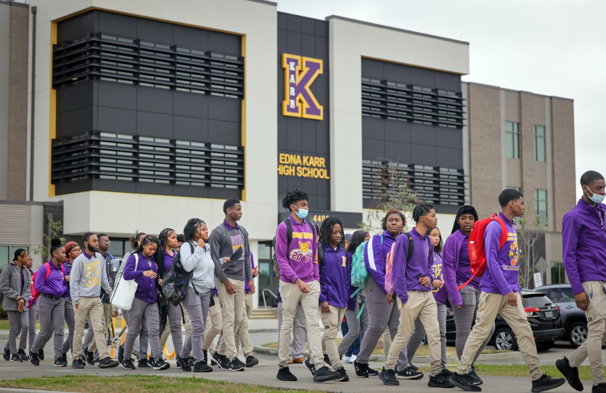 Edna Karr students hold moment of silence for gun violence | Education ...