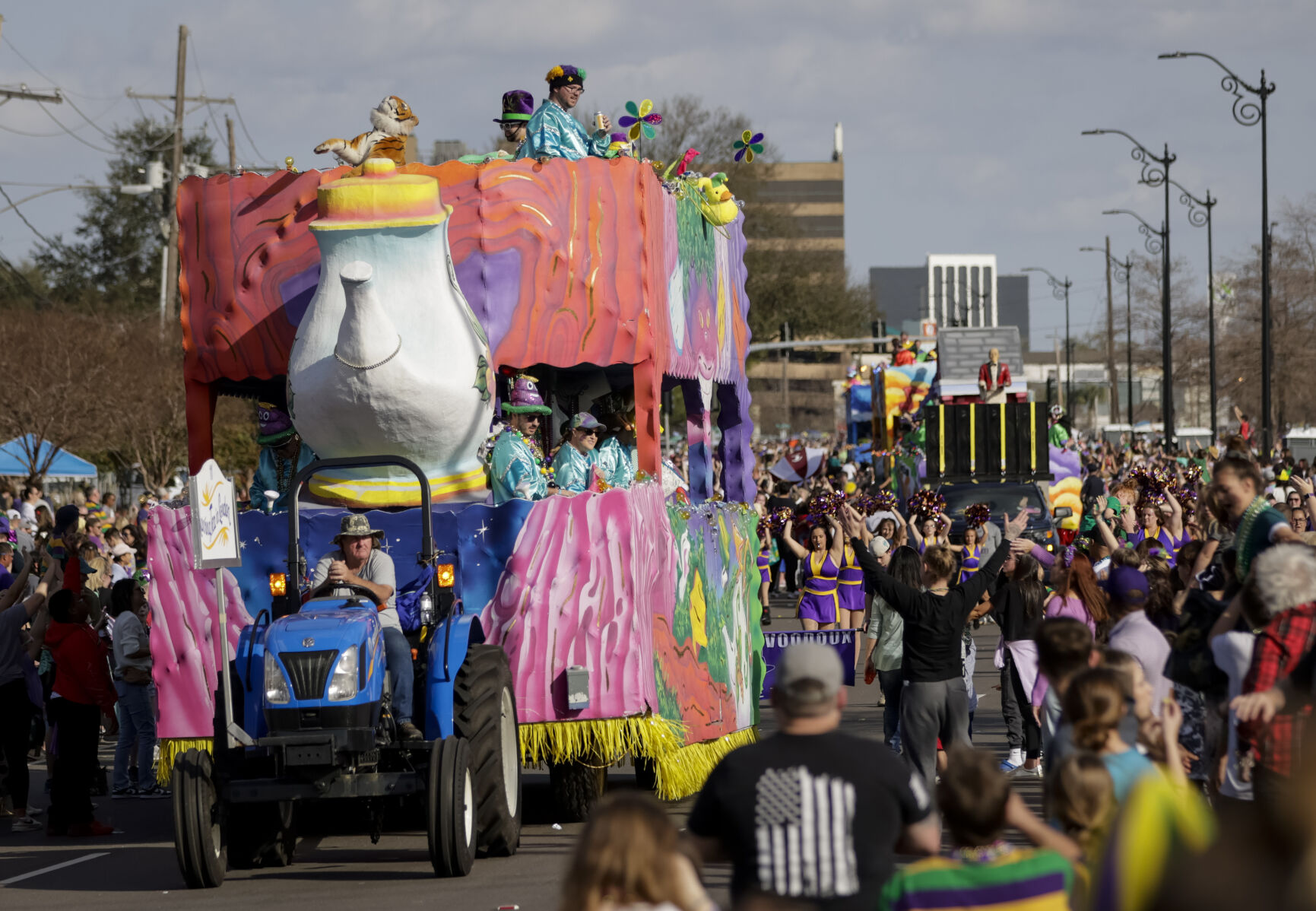 Photos: Krewe of Atlas rolls in Metairie to 'Atlas Loves' | Photos ...