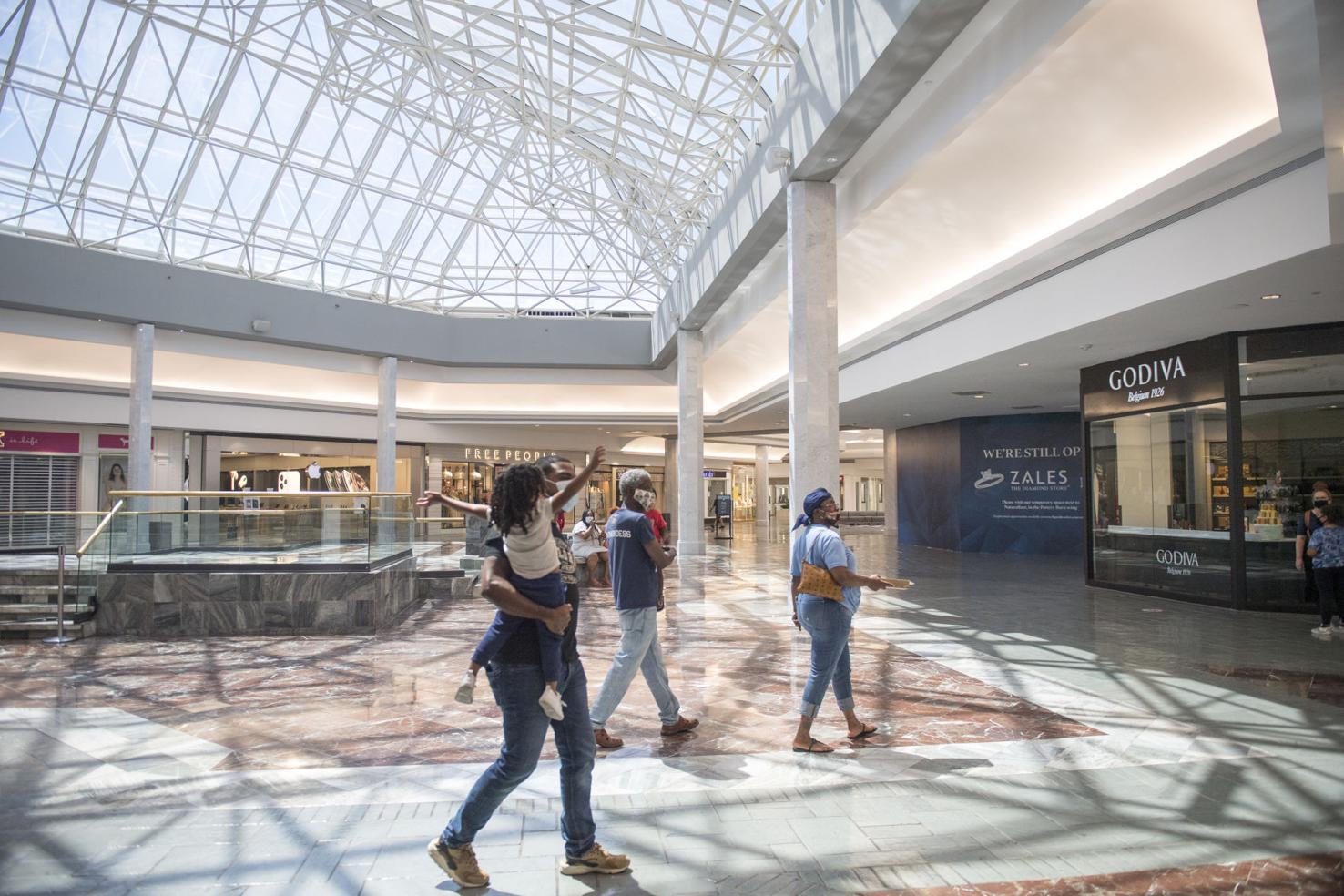 Shop and sip? Metairie's Lakeside mall will soon have its own wine bar ...