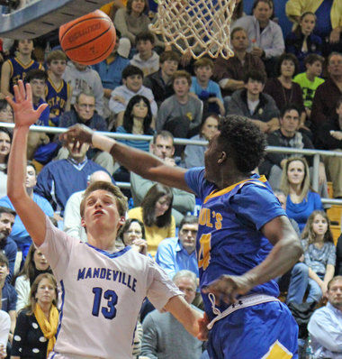 Devonté Allen steps up to lift St. Paul's to 22nd consecutive victory ...