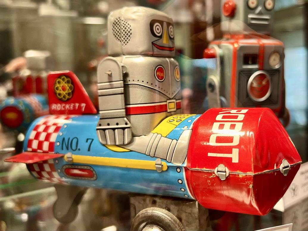 Photos, videos: Louisiana resident Kevin Hardy's antique Japanese tin ...