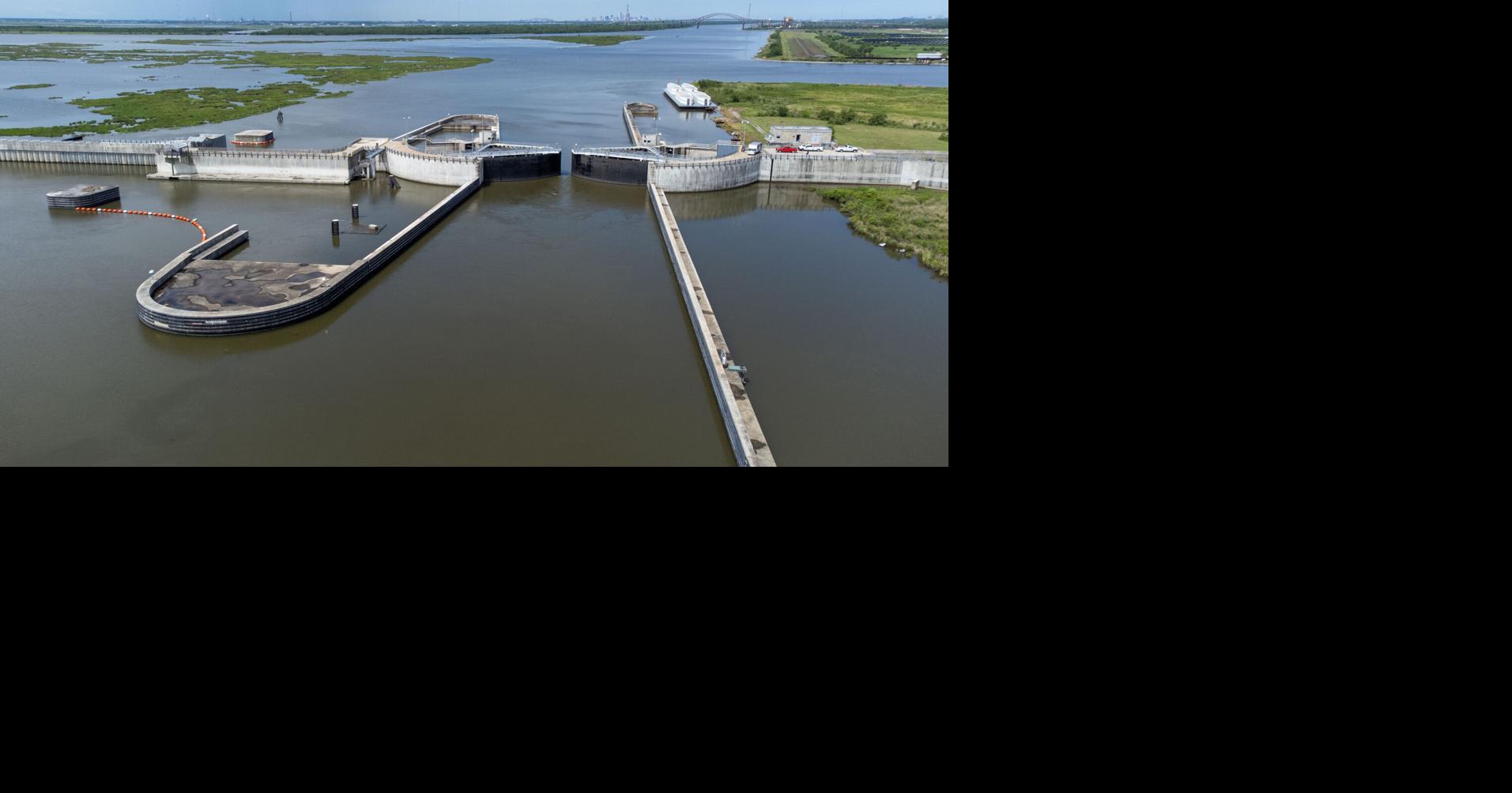 'Great Wall of Louisiana'? 17 years after Katrina, New Orleans levee ...