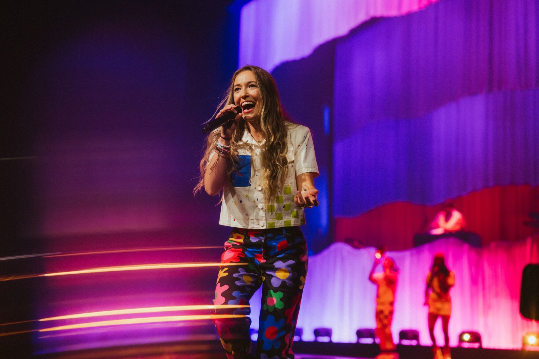 How Lauren Daigle got to perform for Super Bowl pregame show | Keith ...