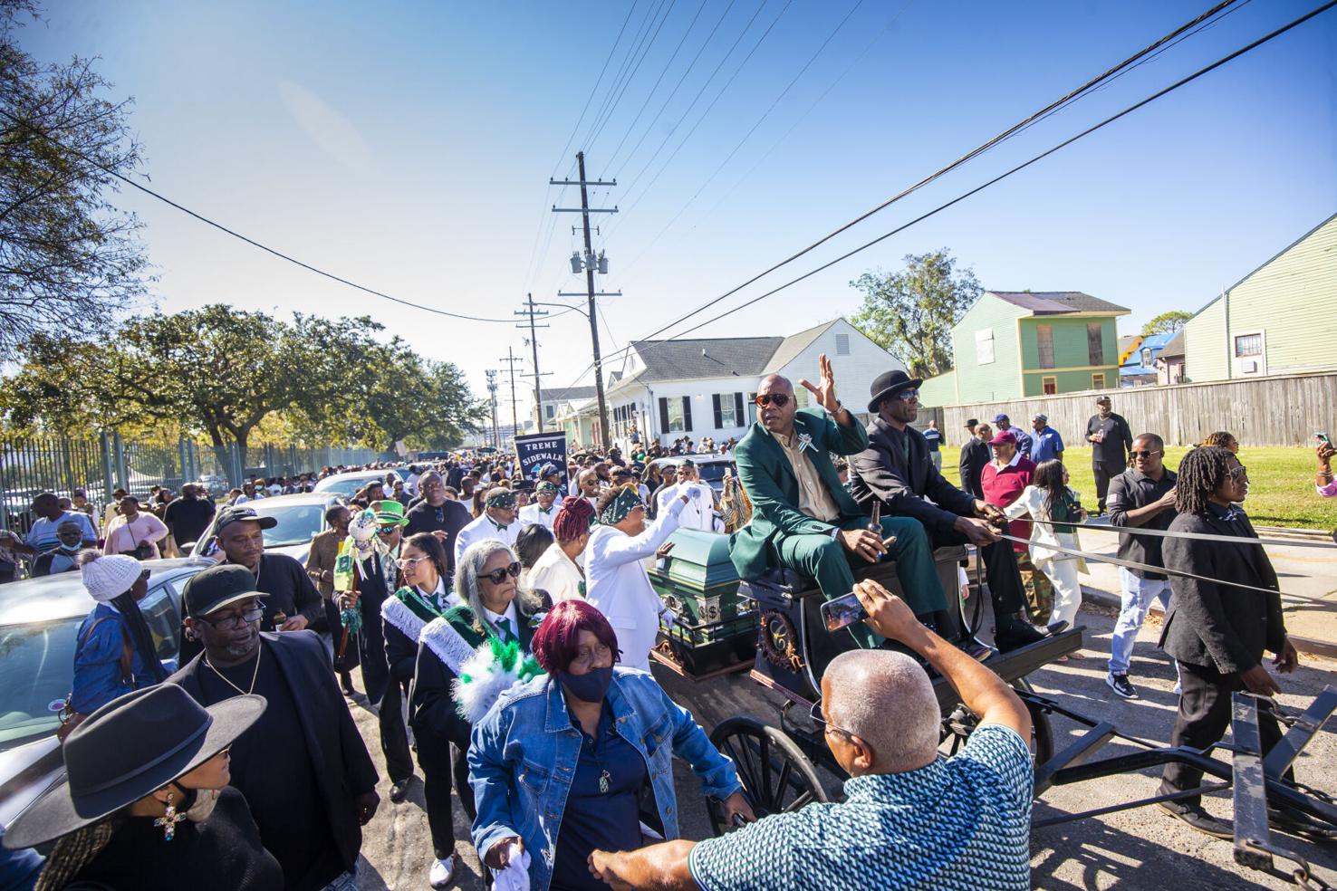 Photos: Lois Nelson Andrews is celebrated and laid to rest after a jazz ...