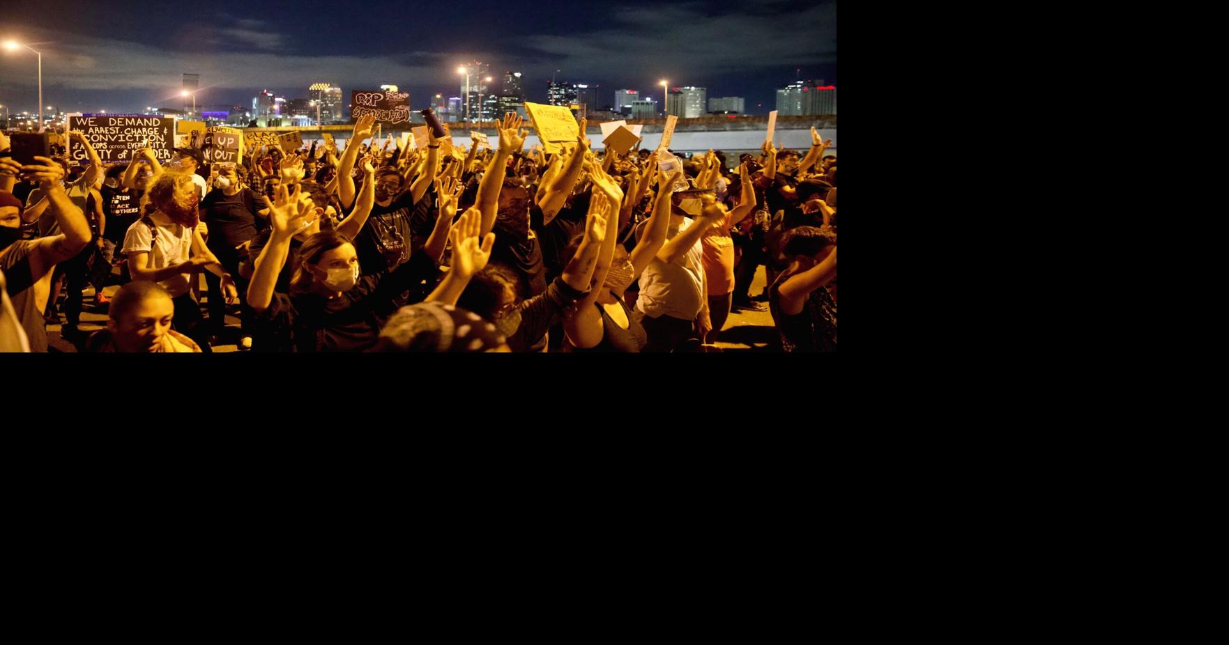 Watch: Protesters make it onto highway in New Orleans for the second ...