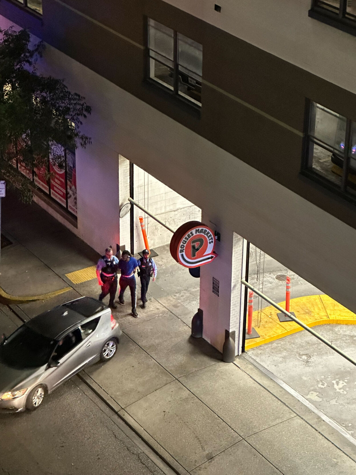 Rouses in CBD evacuated as New Orleans police surround store | Crime ...