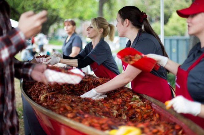 It's Crawfish Festival Season in South Louisiana: 11 mudbug events ...