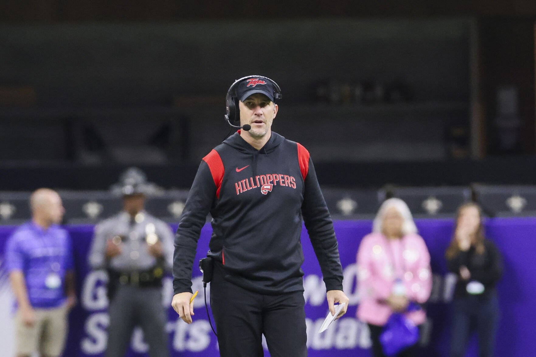 NO.neworleansbowl.122425.20.jpg | | nola.com