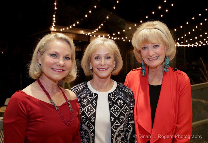 That's hot: Gene Koss and his crew create a glass sculpture for a YAYA ...