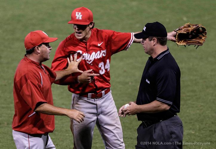 LSU's Tyler Moore gets inside-the-park home run amid controversy | In ...