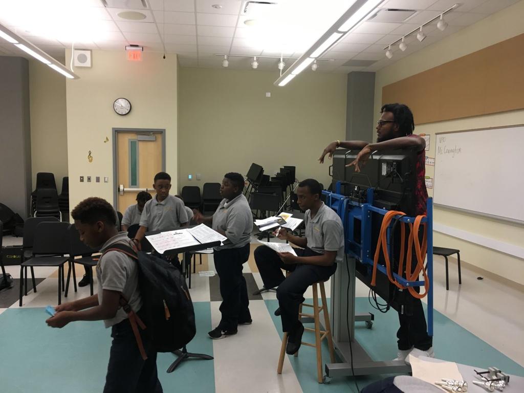 avery alexander school