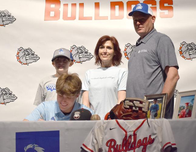 Seven Fontainebleau baseball players sign to play in college | St ...