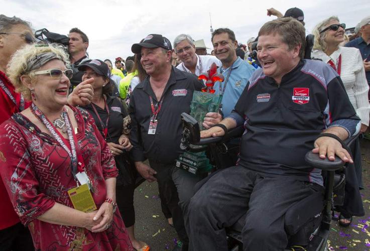 Lewis: A sweet finish for team owner Sam Schmidt and his new friend ...