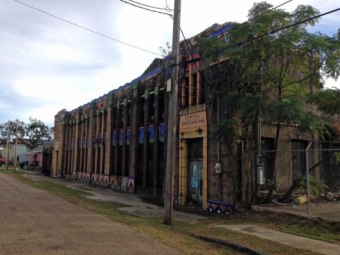 A New Orleans historic Art Deco facade faces demolition | Local ...