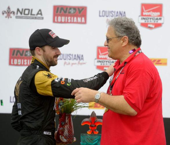 Lewis: A sweet finish for team owner Sam Schmidt and his new friend ...