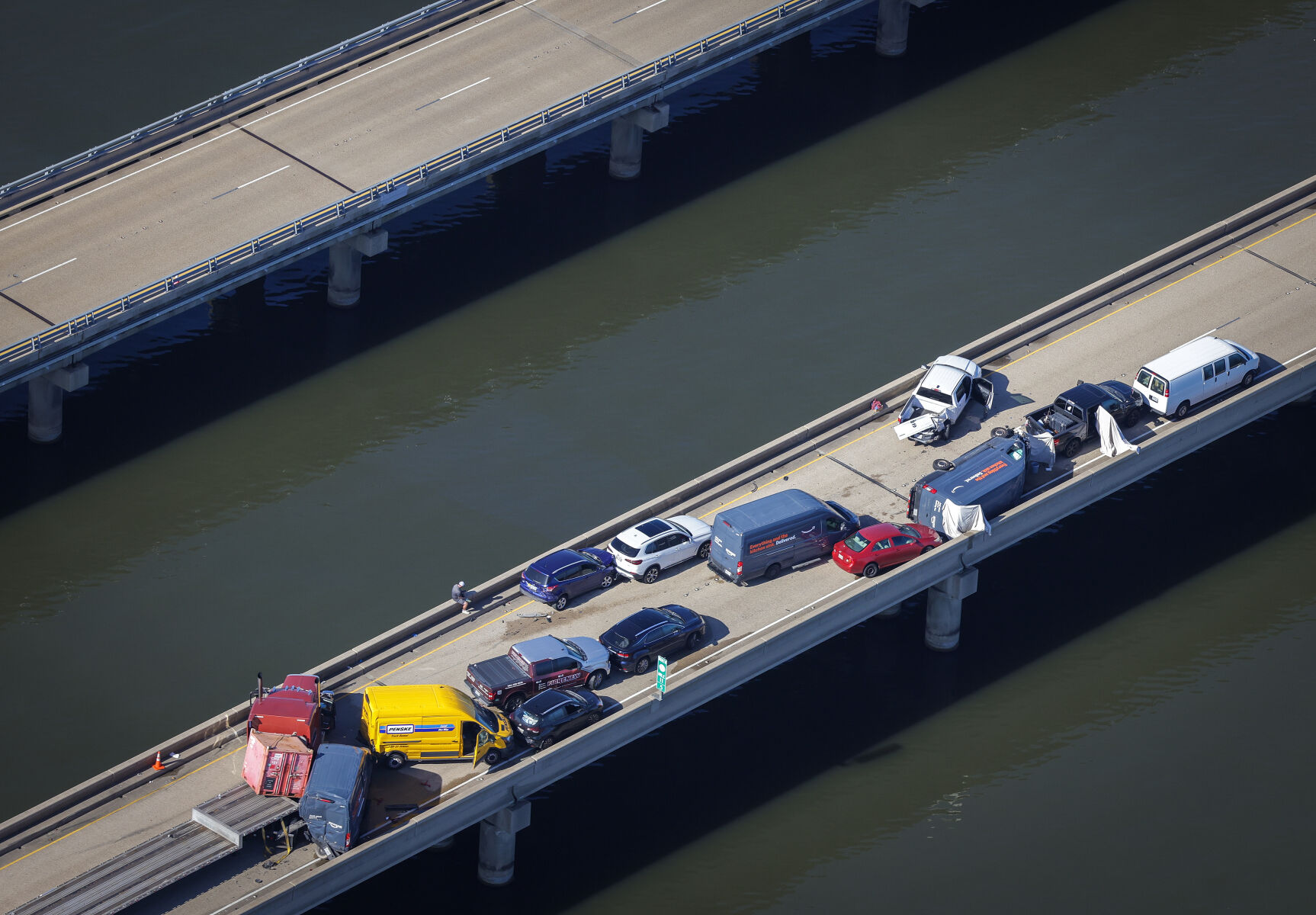 See aerial photos of Causeway bridge wreck in New Orleans LA | News ...