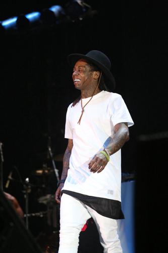 Lil Weezyana Fest with DJ Jubilee, Hot Boys, Master P and Drake: First ...