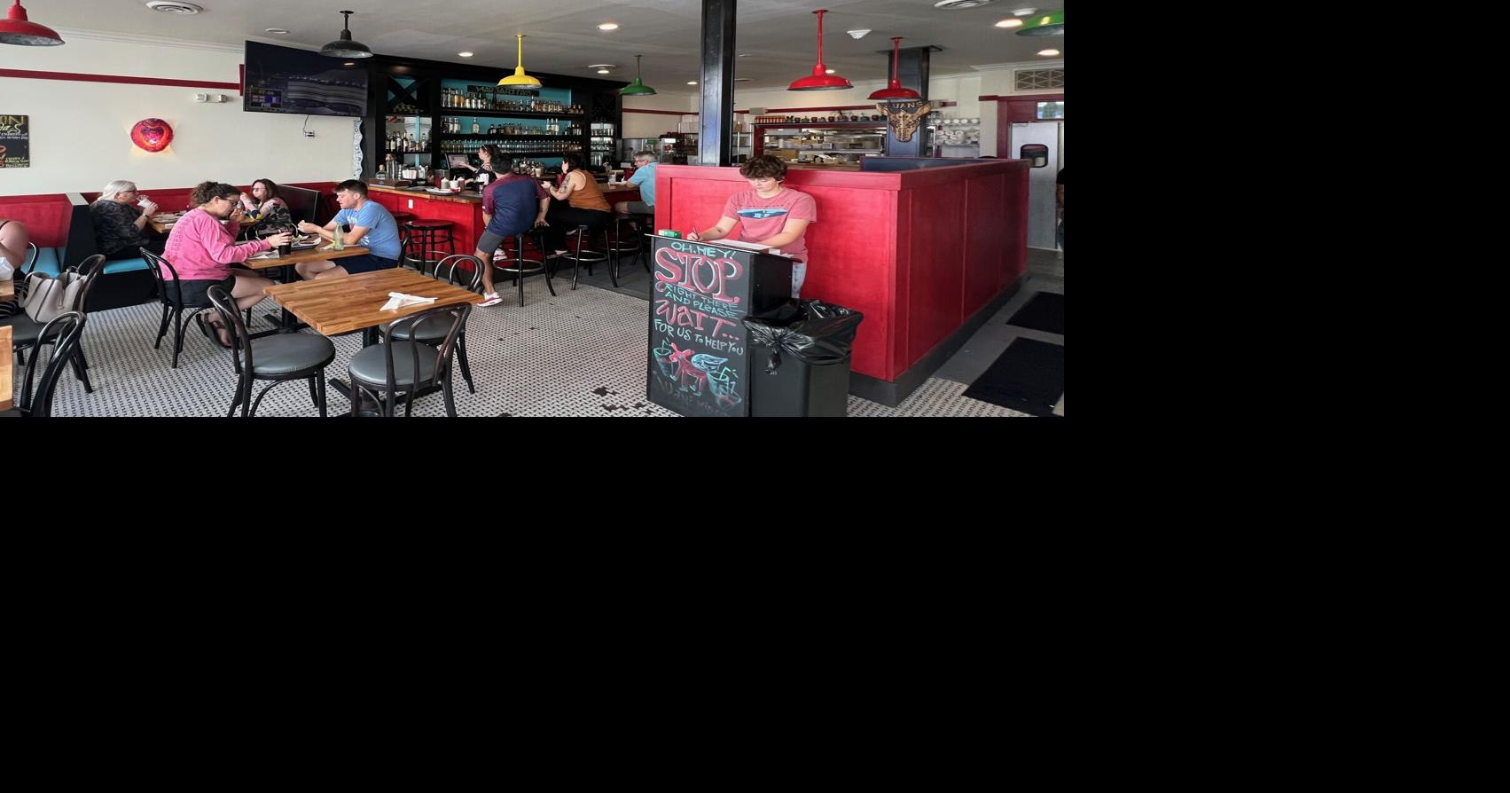 Mid-CIty Pizza closes original location, Juan's opens on Oak | Where ...