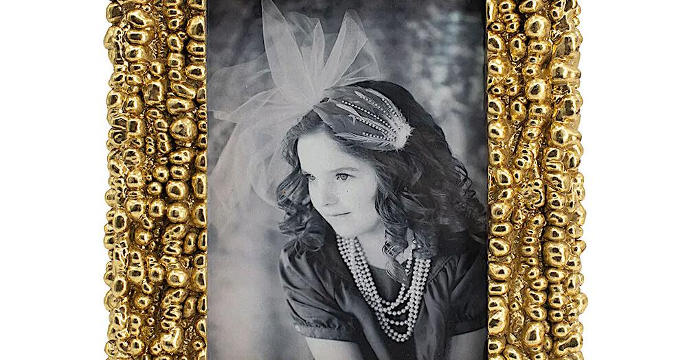 Give your important photos top treatment with these 5 fab frames ...