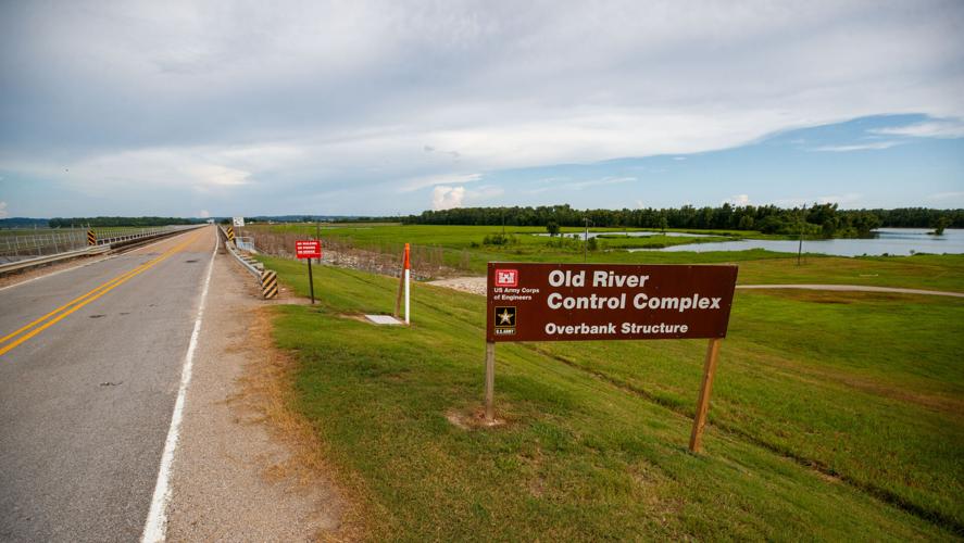 Louisiana fighting to stop the changing Mississippi River | Environment ...