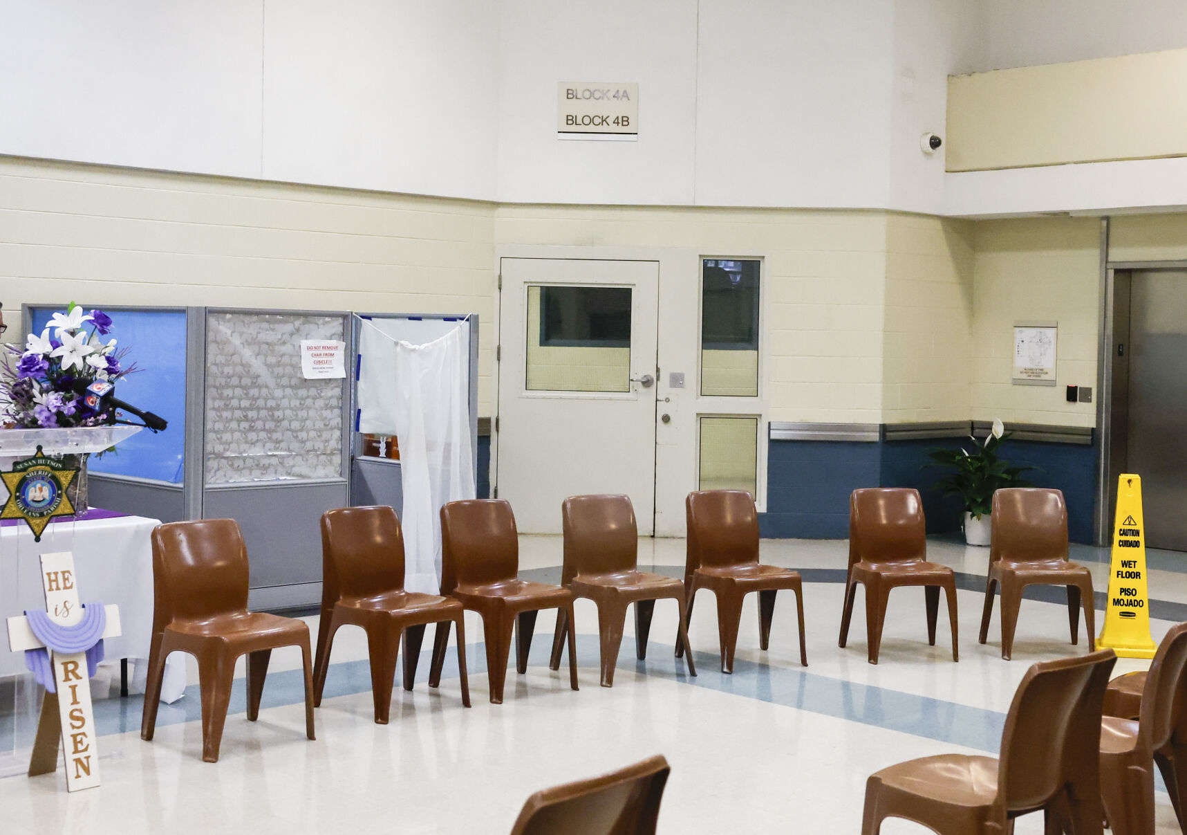 Archbishop Aymond washes feet of inmates on Holy Thursday | Photos ...