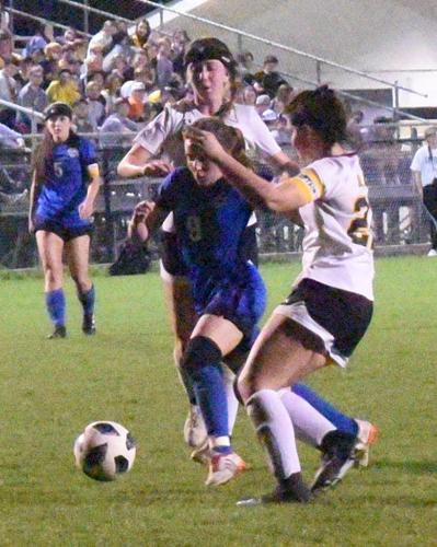 Mandeville 2, St. Amant 1: Skippers reach Division I girls soccer ...