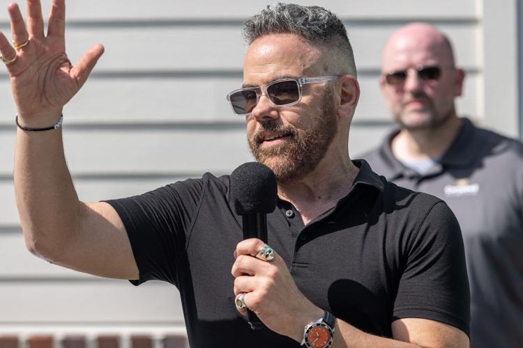 storm hunter presenter