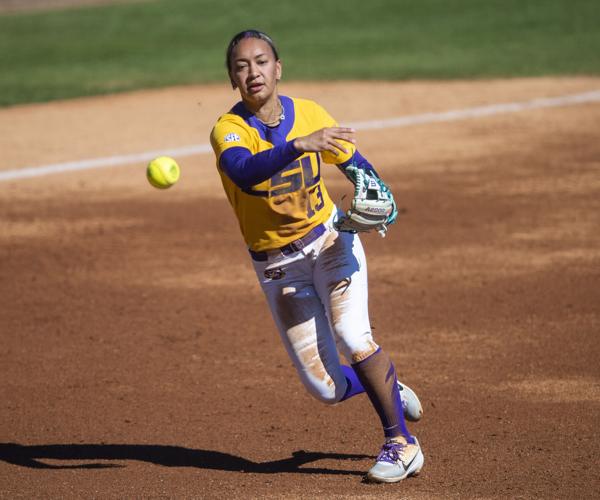 LSU softball wins twice Sunday to sweep LSU Invitational | LSU | nola.com
