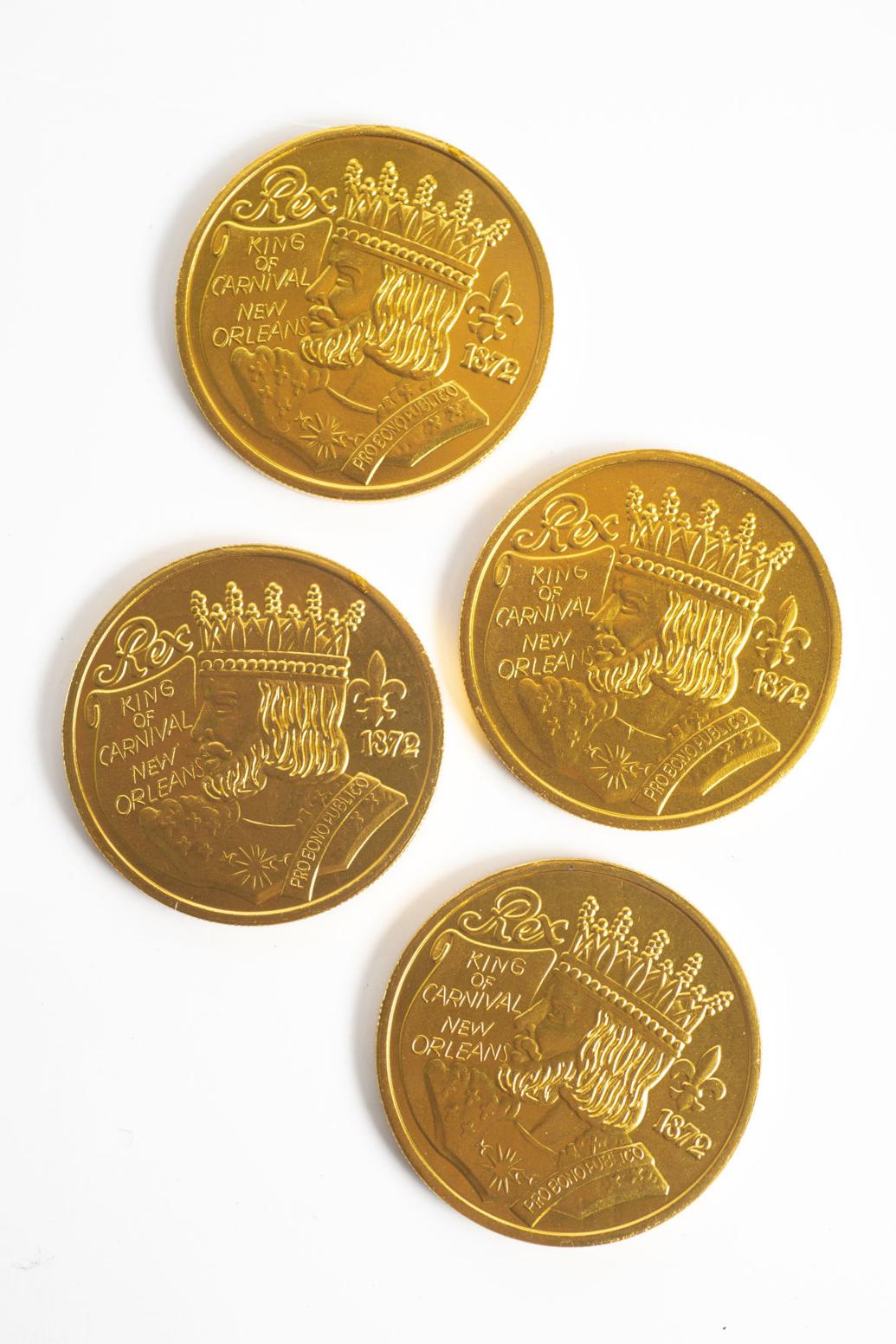 Beads, coconuts, doubloons: The history of Mardi Gras throws | Mardi ...