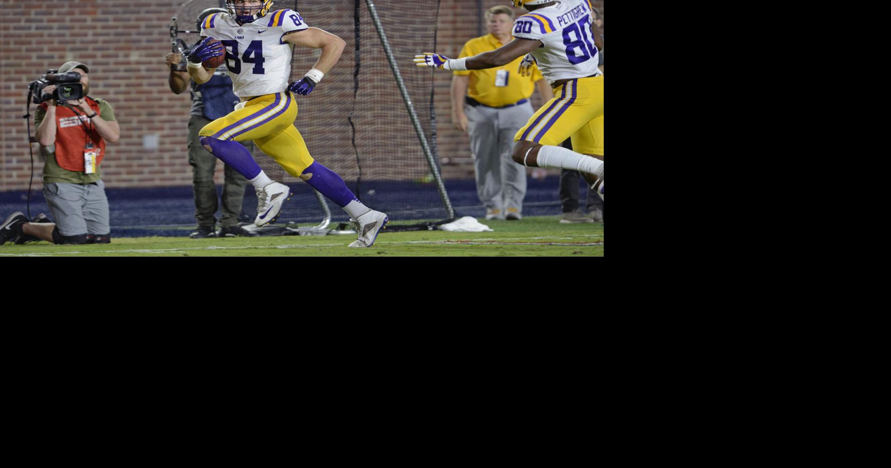 Taking what they give: LSU's passing offense finding success with ...
