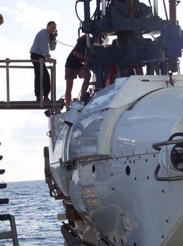 Researchers to use Alvin sub to study mile-deep seafloor near BP well ...